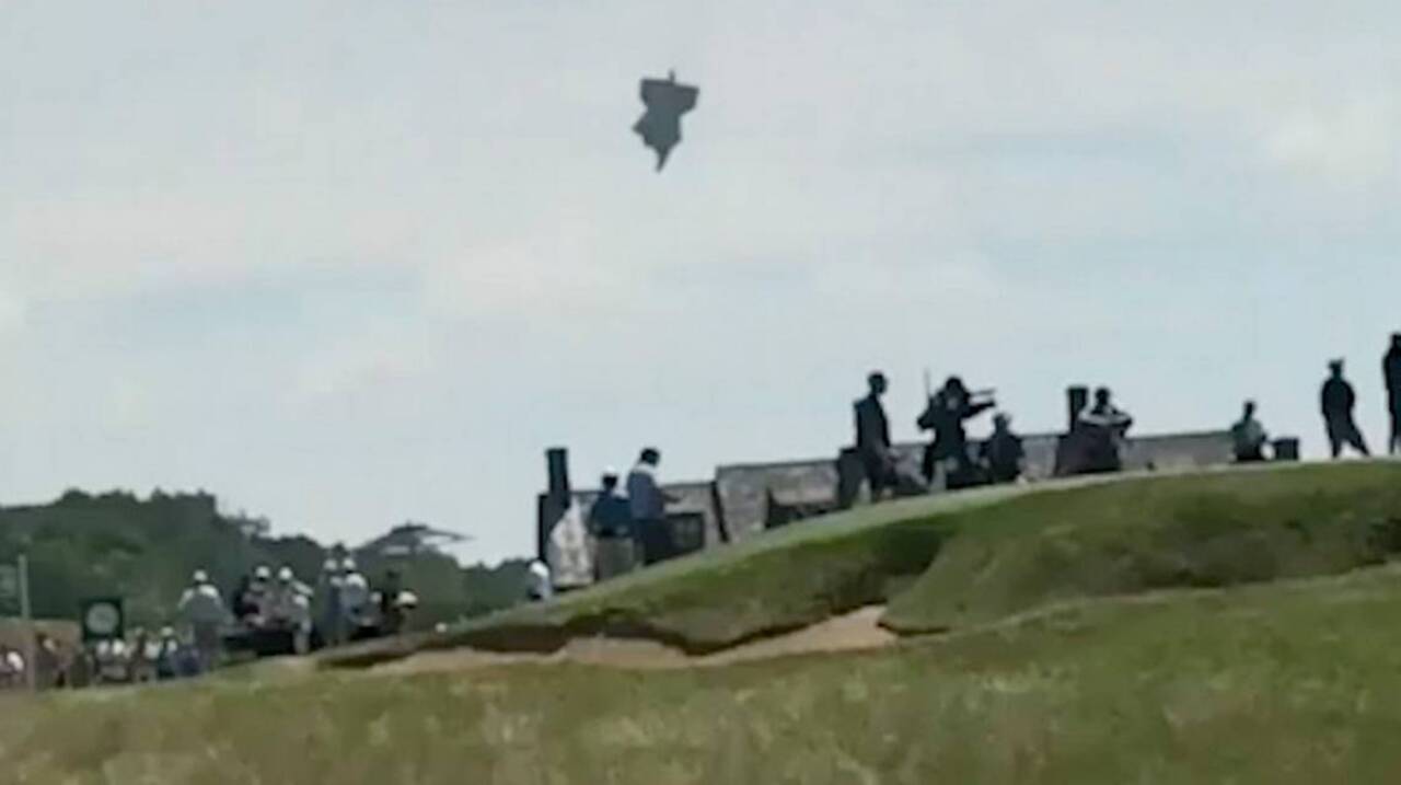 Blimp catches fire, crashes at PGA's U.S. Open | Sacramento Bee