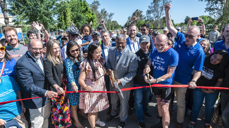 See opening of Del Rio Trail in Sacramento | Sacramento Bee
