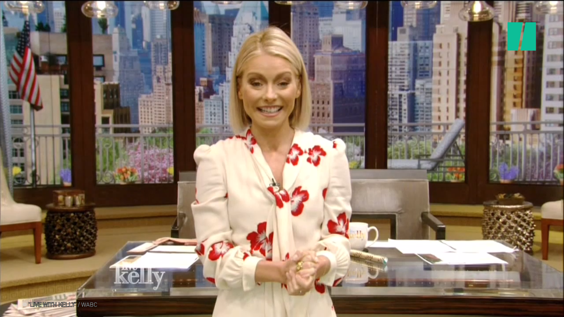 Kelly Ripa On Working With Regis Philbin: 'You Can't Make A Person ...