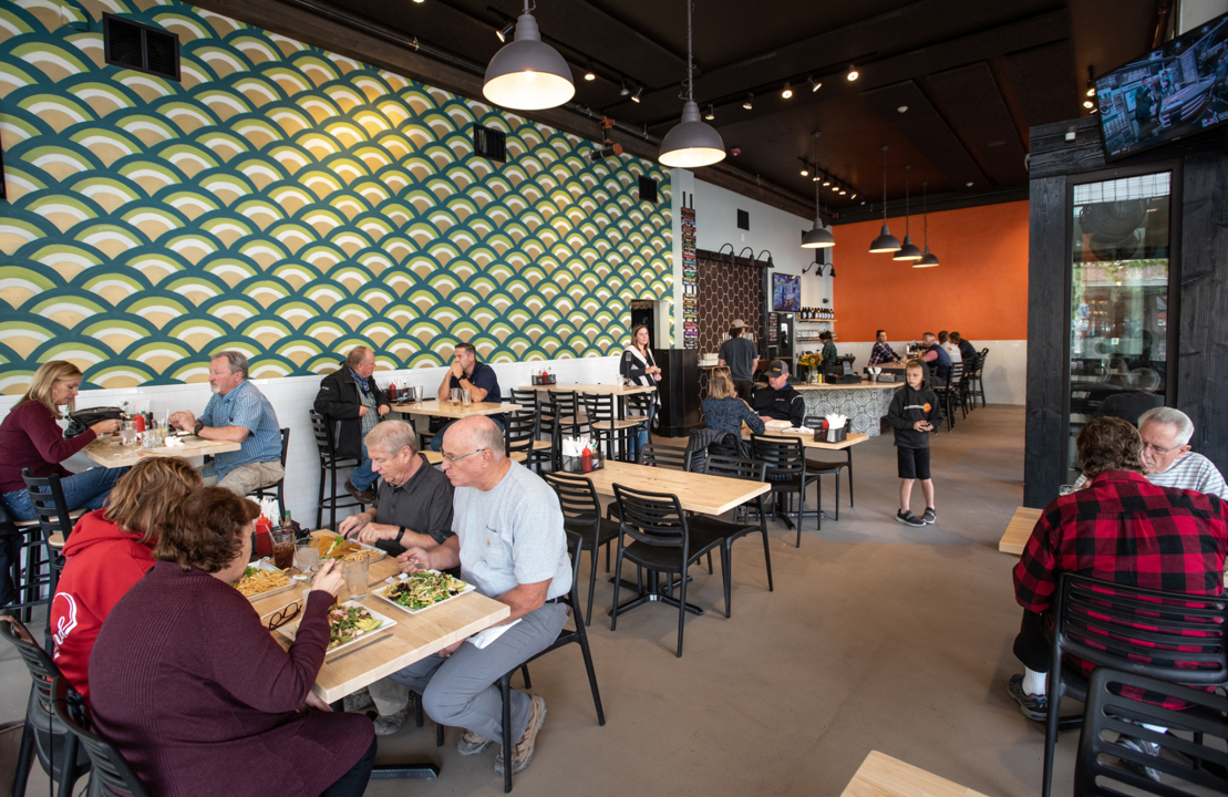 New Commonwealth restaurant opens in downtown Turlock CA | Modesto Bee