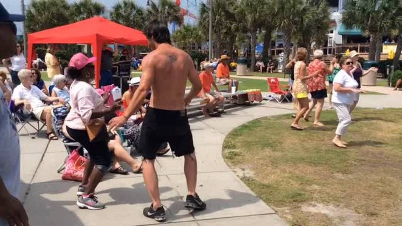 Crowds Shake, Rattle and... Color at Sun Fun Festival | Myrtle Beach ...