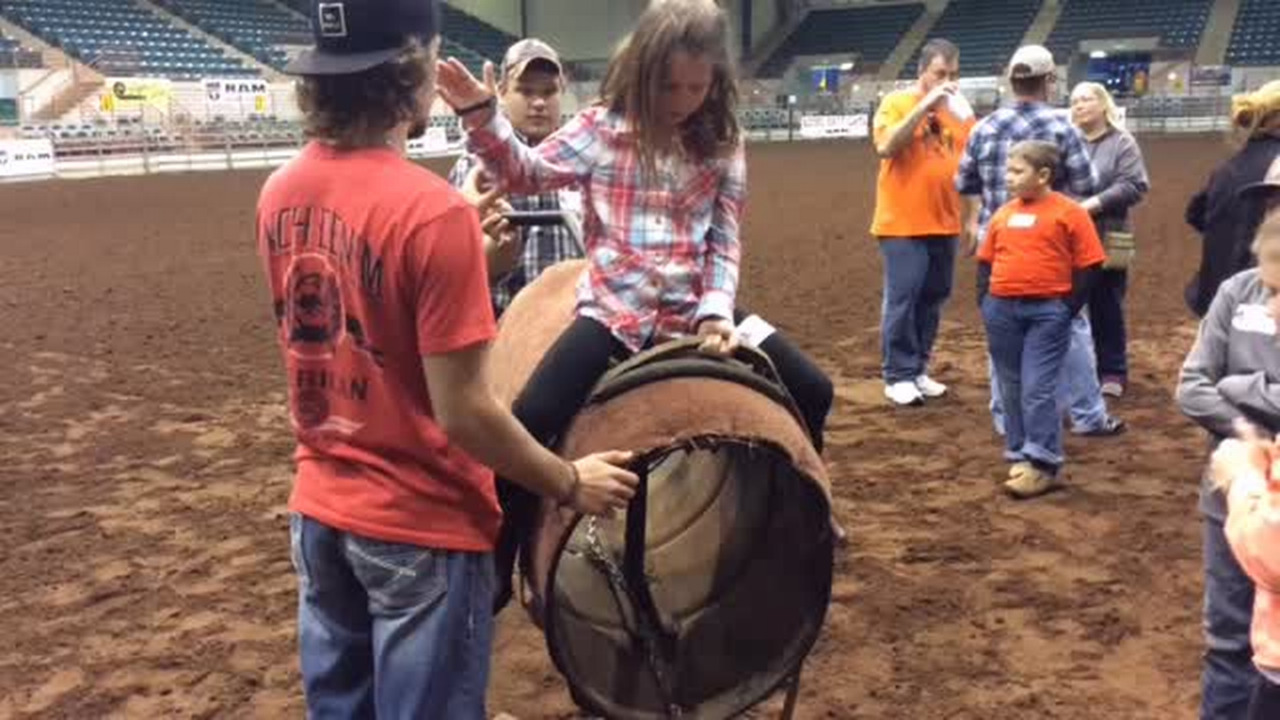 Rodeo camp offers hand-up experience | Macon Telegraph