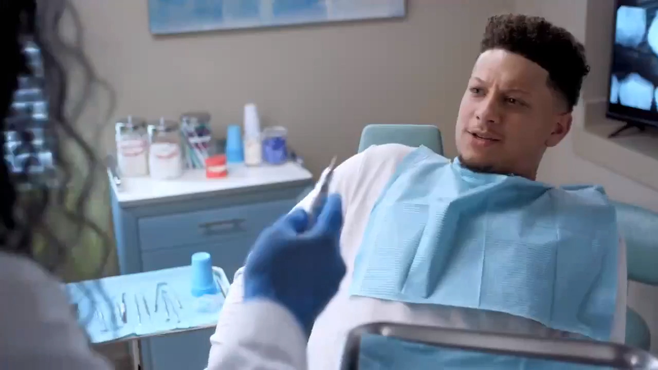 Kansas City Chiefs’ Patrick Mahomes stars in a new Head & Shoulders ...