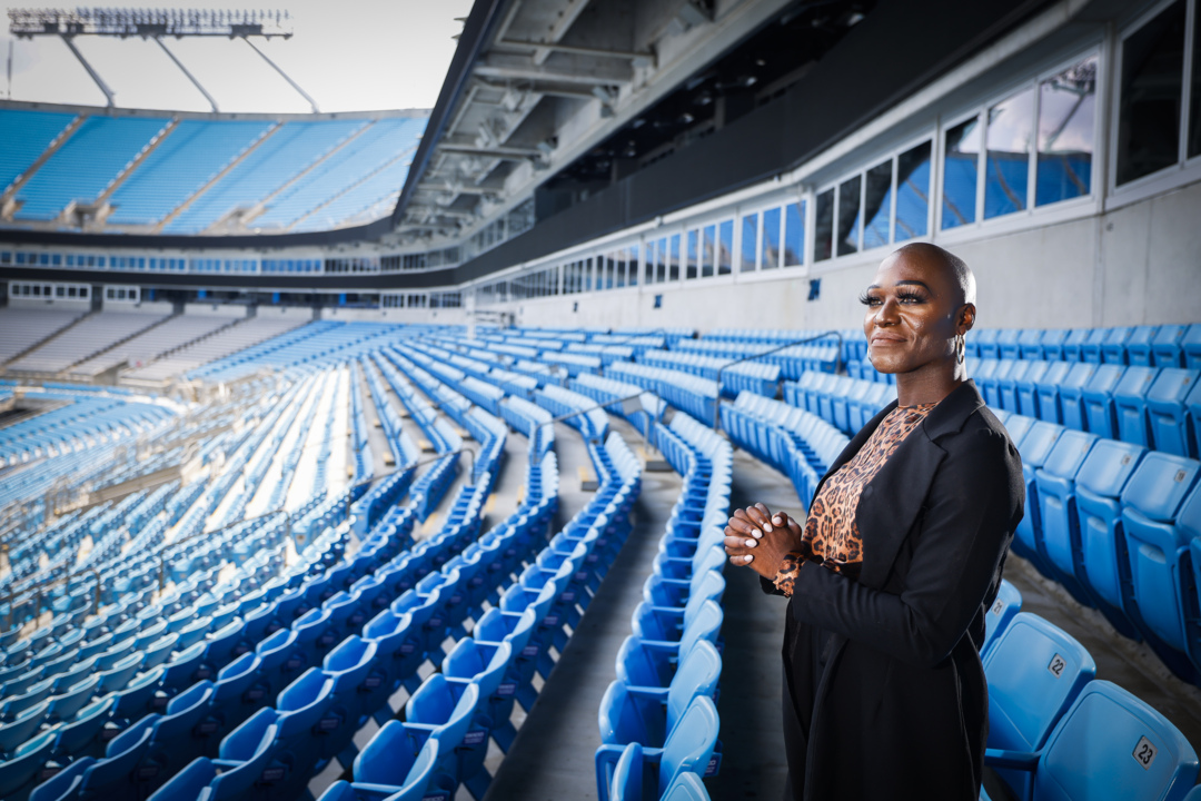 Justine Lindsay makes history as the first trans NFL cheerleader ...