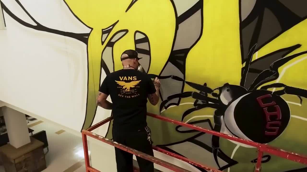 Abstract Dissent shows off his street art talent | Charlotte Observer