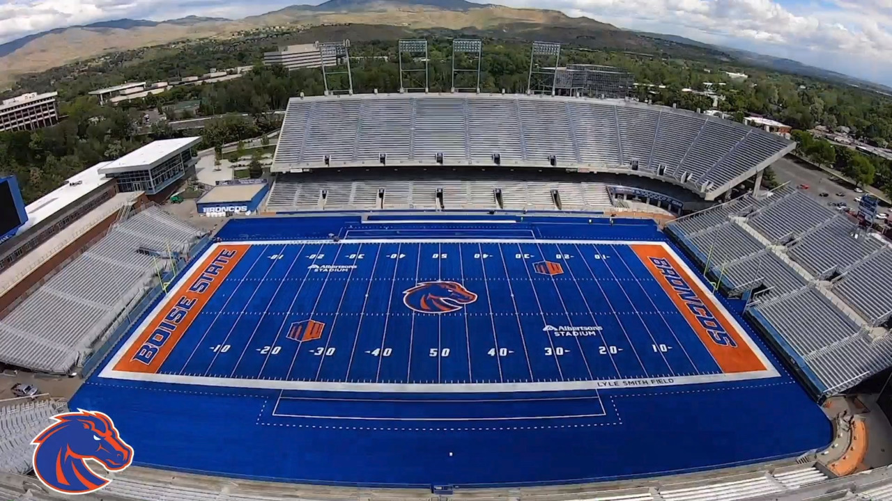 BSU's Albertsons Stadium gets iconic new blue turf | Idaho Statesman