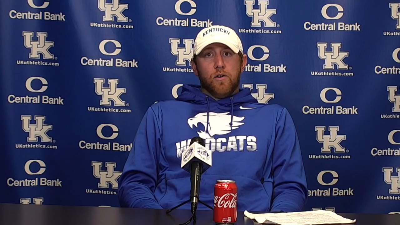 Liam Coen on Kentucky football quarterbacks spring practice | Lexington Herald Leader