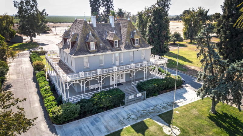 See inside Kearney Mansion in Fresno County and learn about it's ...