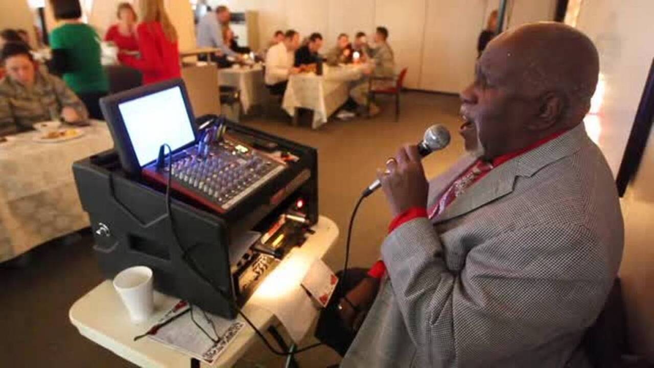 Bob Ellison shares his voice with the community | Belleville News-Democrat