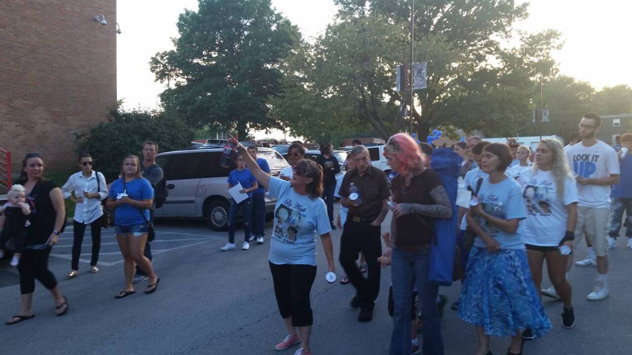 Raw video: Vigil held for 16-year-old shooting victim Javon Reilly ...