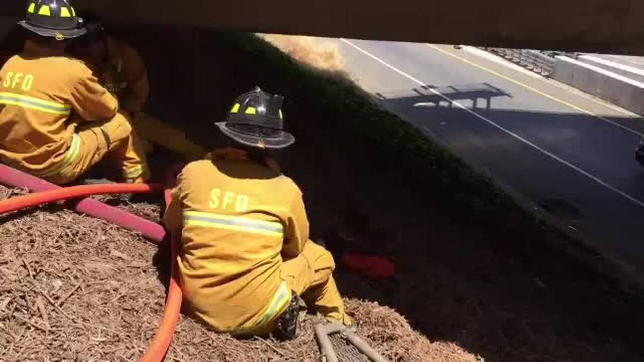 Alhambra Boulevard lanes reopen after fire under overpass | Sacramento Bee