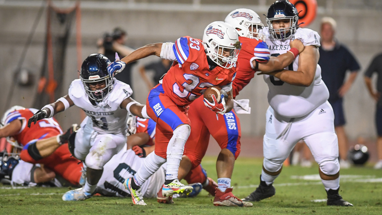 Video highlights of Bakersfield at Buchanan football | Fresno Bee
