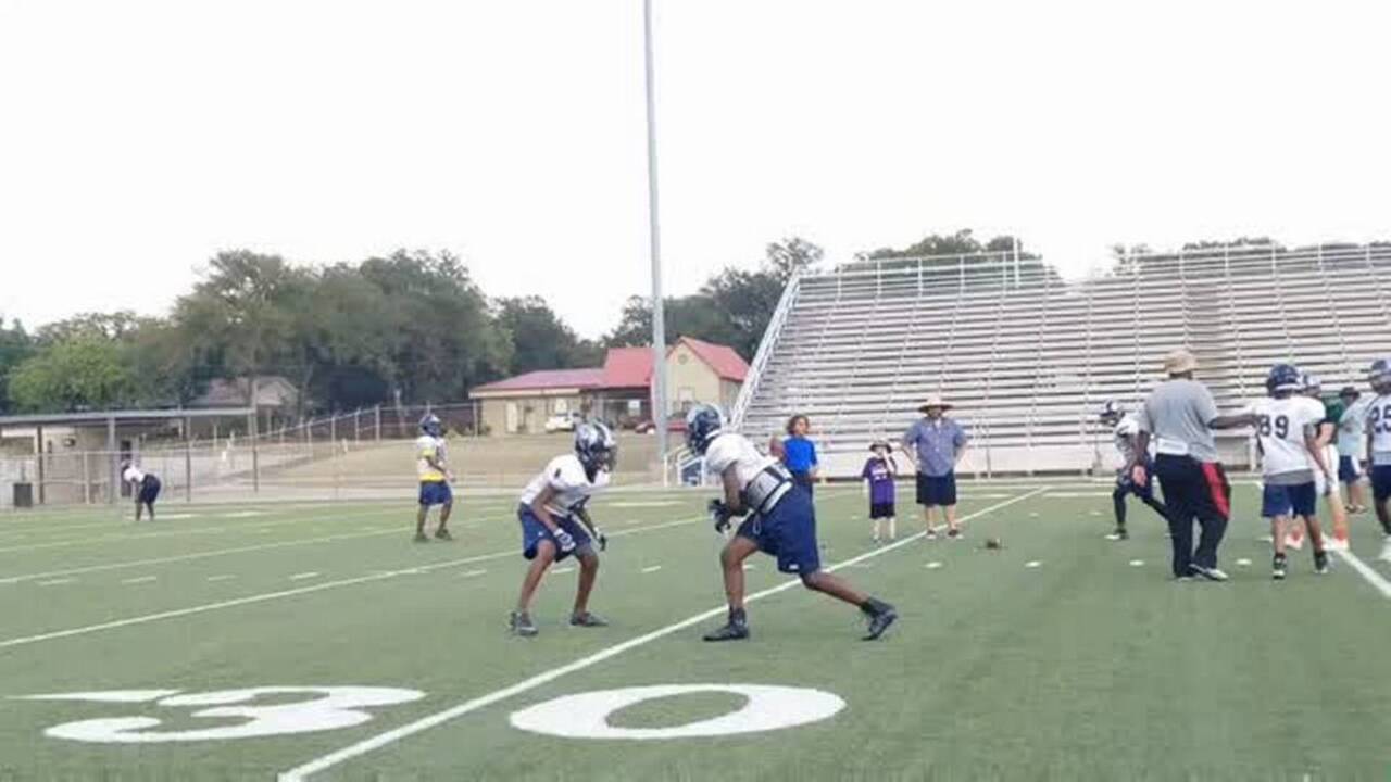 Texas high school football Fort Worth YMLA smallest 5A program ...