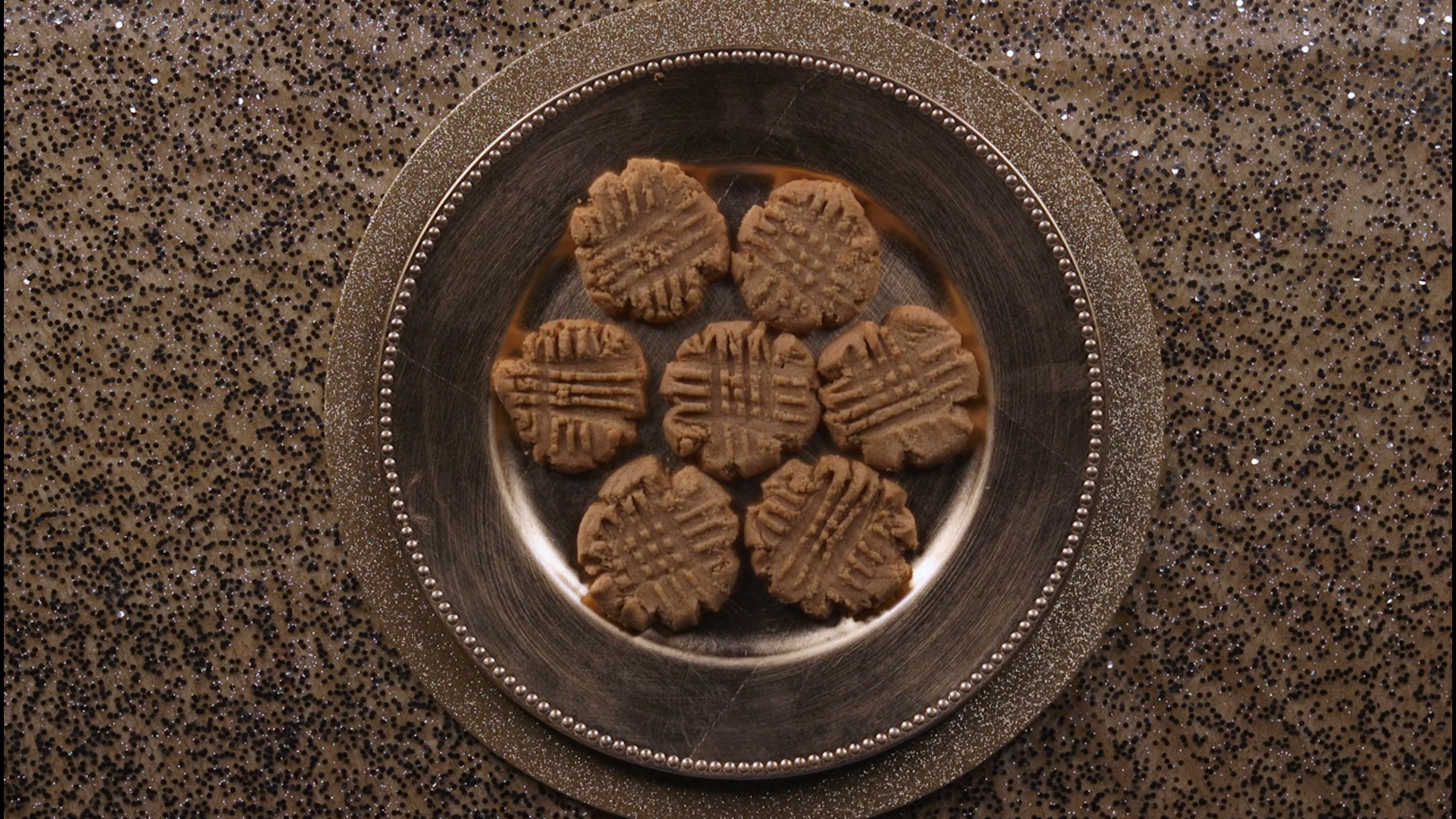 The 3-Ingredient Cookie Recipes That'll Help You Ace Holiday Baking ...