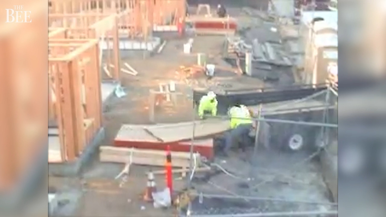 Surveillance footage shows thieves stealing building materials from a ...