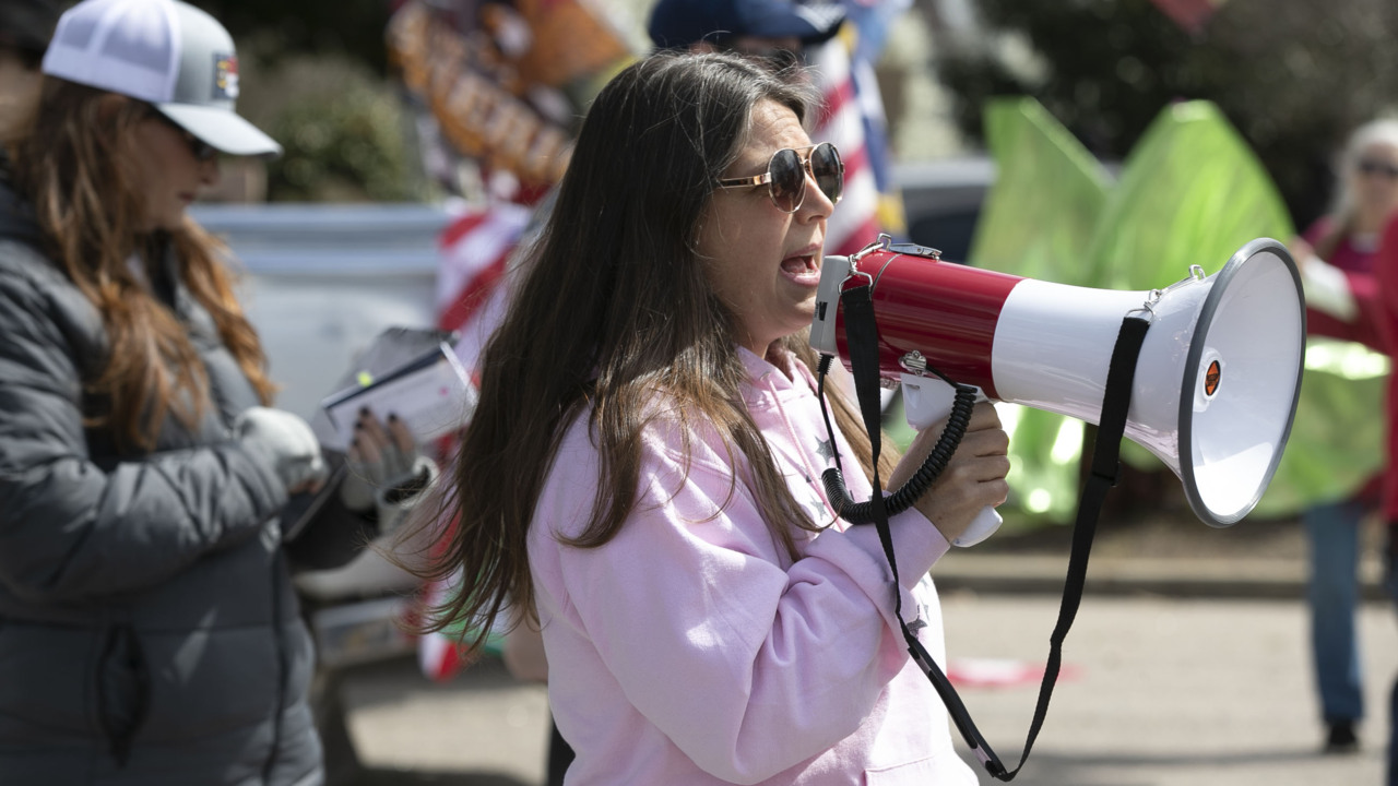 Michele Morrow addresses a gathering of Trump supporters | Raleigh News ...