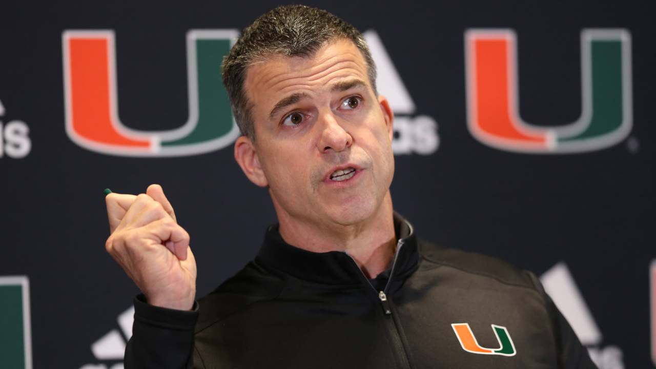 Miami hiring Charlie Strong as linebackers coach, per report | Miami Herald