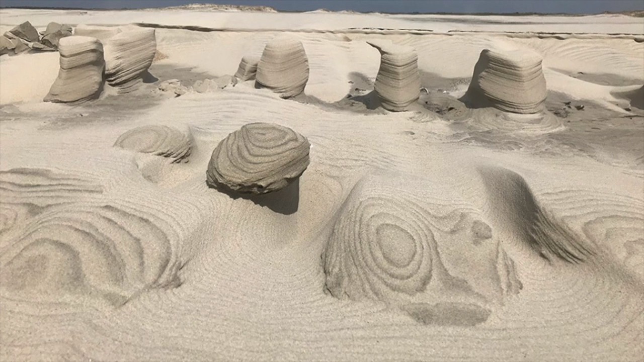 Winds create unusually large formations on Outer Banks beach ...