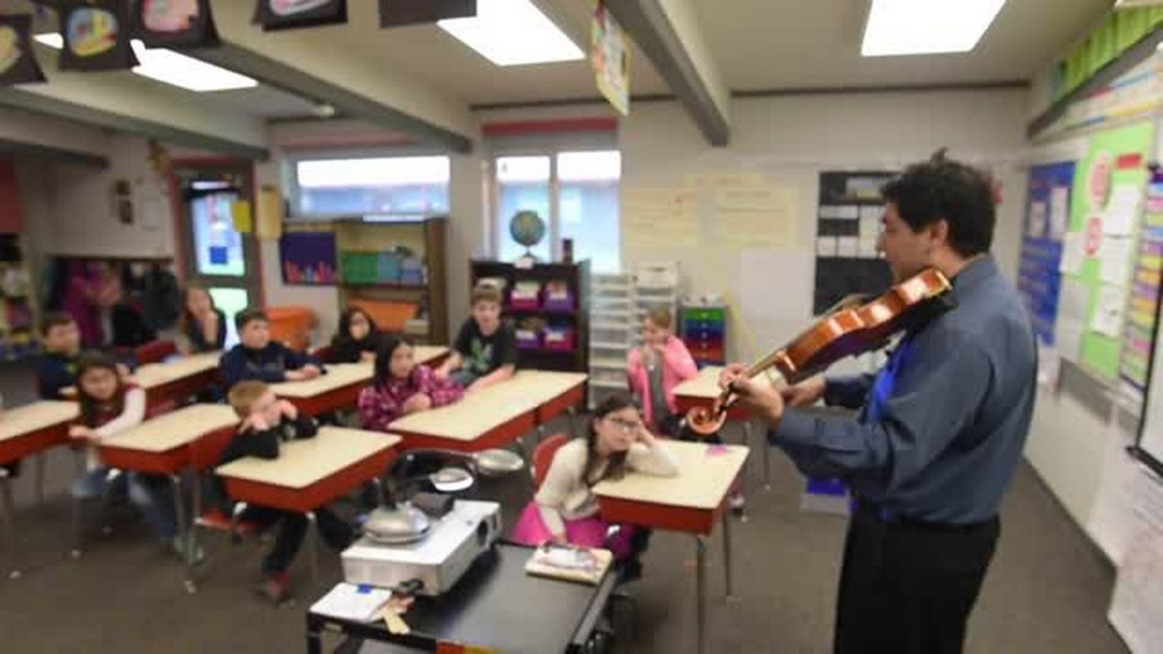 Seattle Symphony's Link Up project visits Peter G Schmidt elementary ...