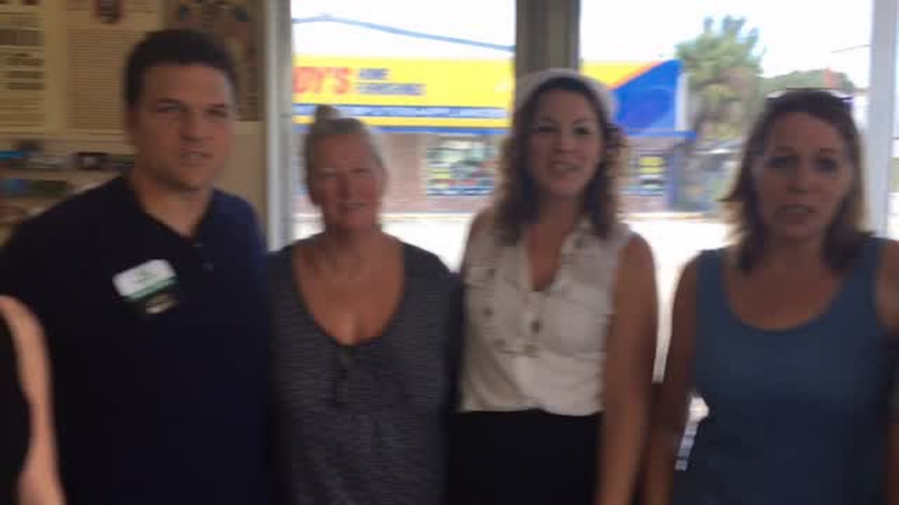 Bradenton's Andrew Stillman motivated friends to wrap gifts | Bradenton ...