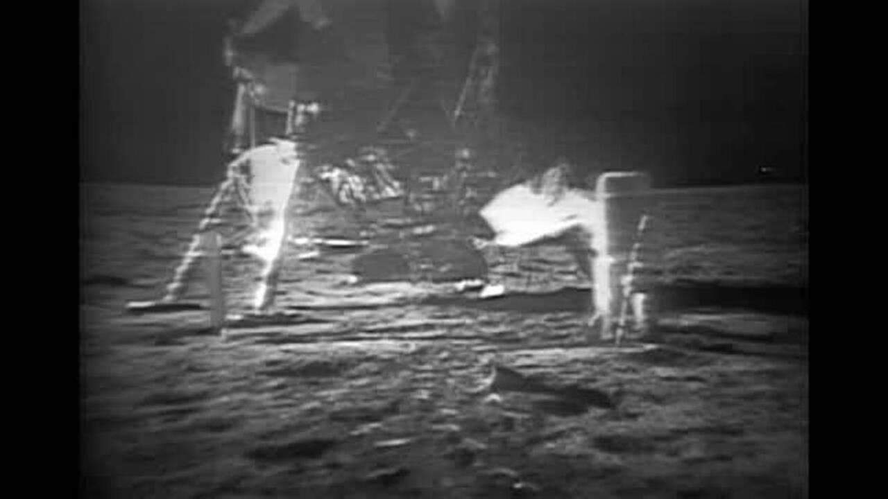 Restored video of Apollo 11 Neil Armstrong moon walk, landing ...