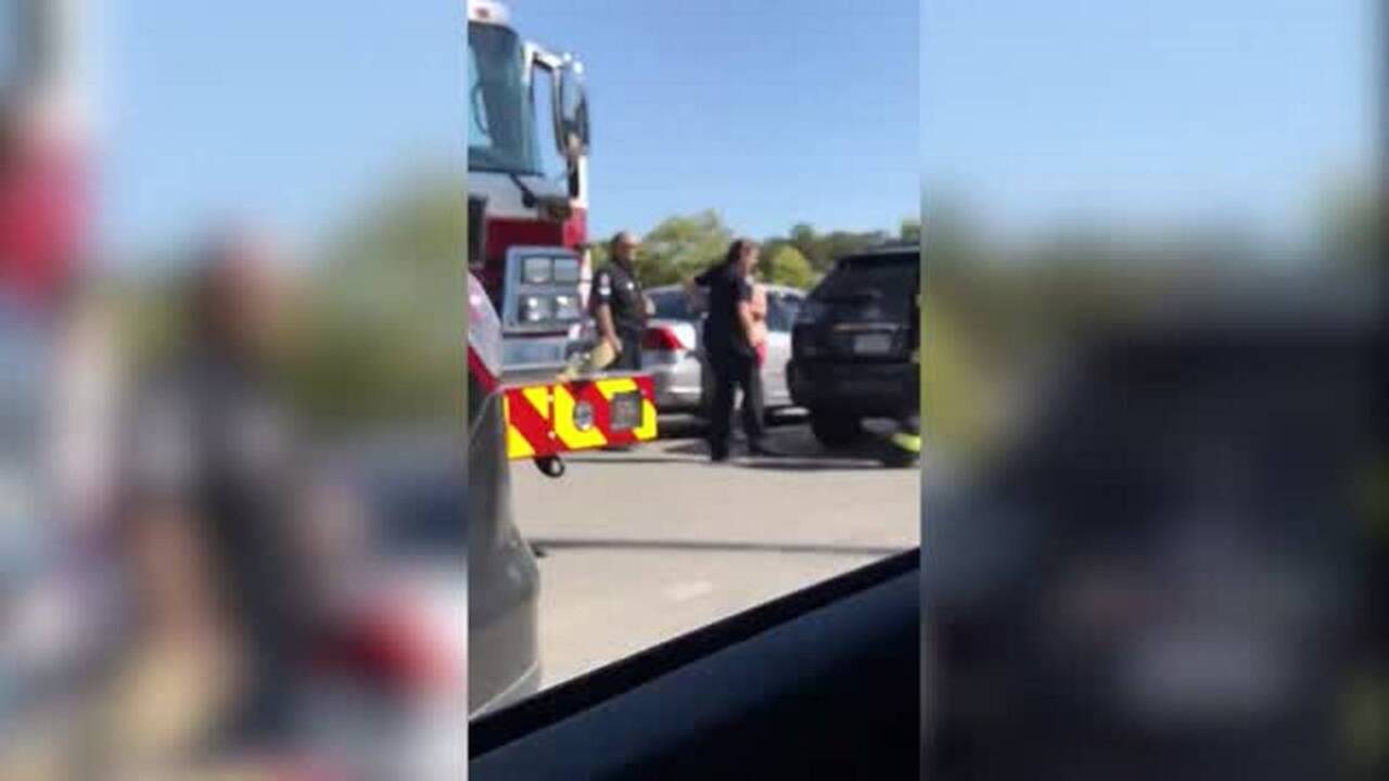 'Your children could have died,' police officer yells at mother for leaving children in hot car ...