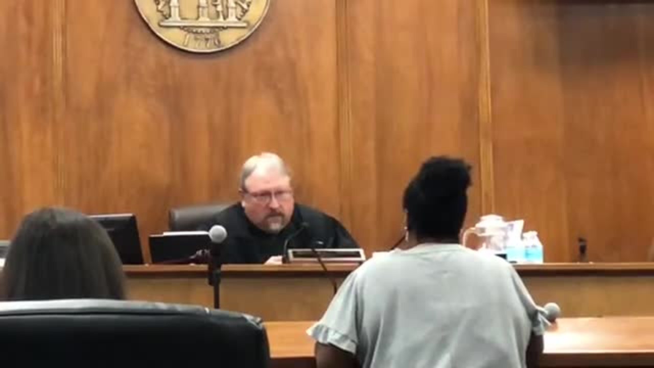 Macon Murder Victims Mother Calls For End To Citys Violence Macon