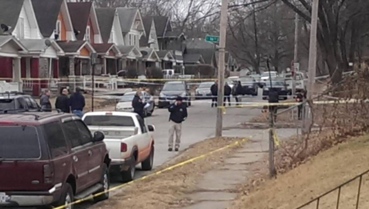Raw video: KC police investigate double shooting | Wichita Eagle