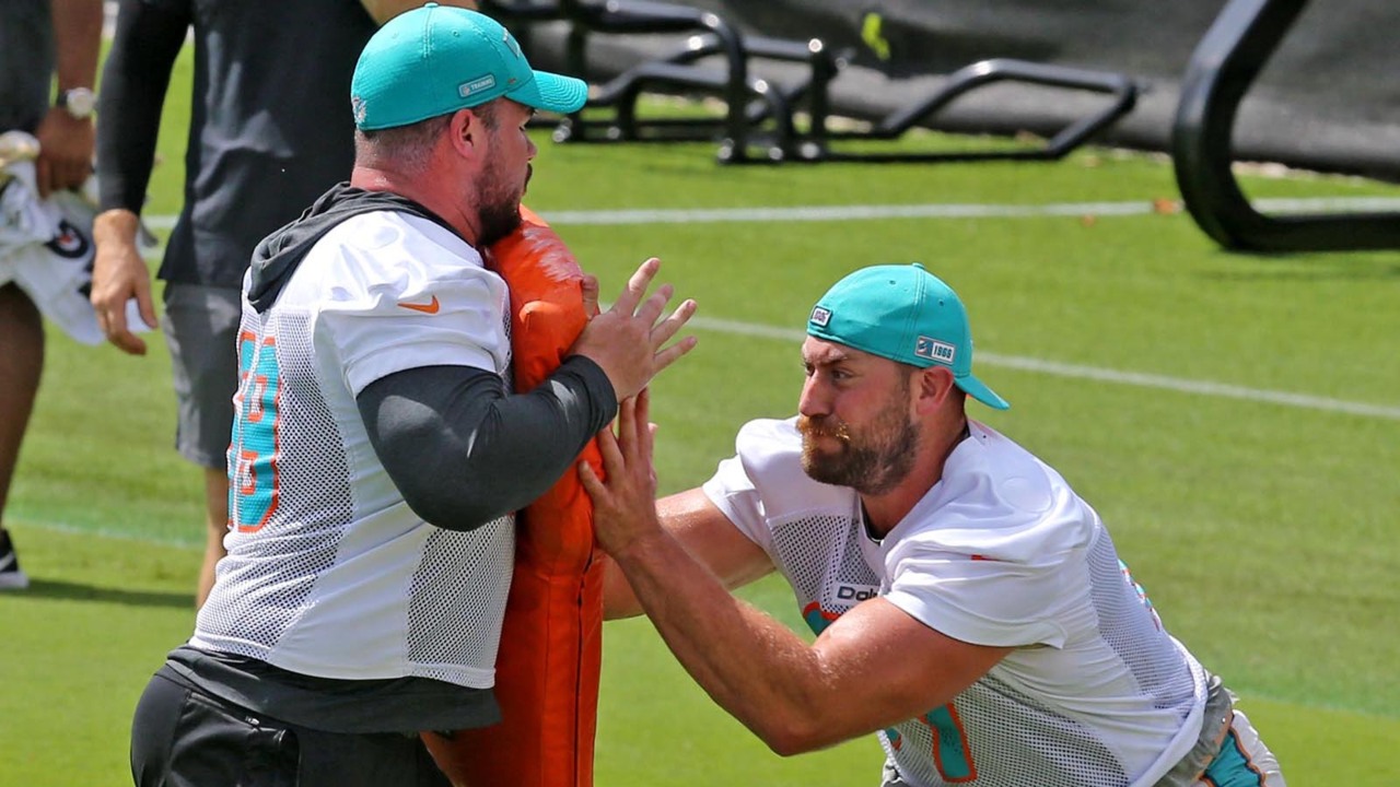 Dolphins veteran offensive lineman Jesse Davis is not afraid of the ...