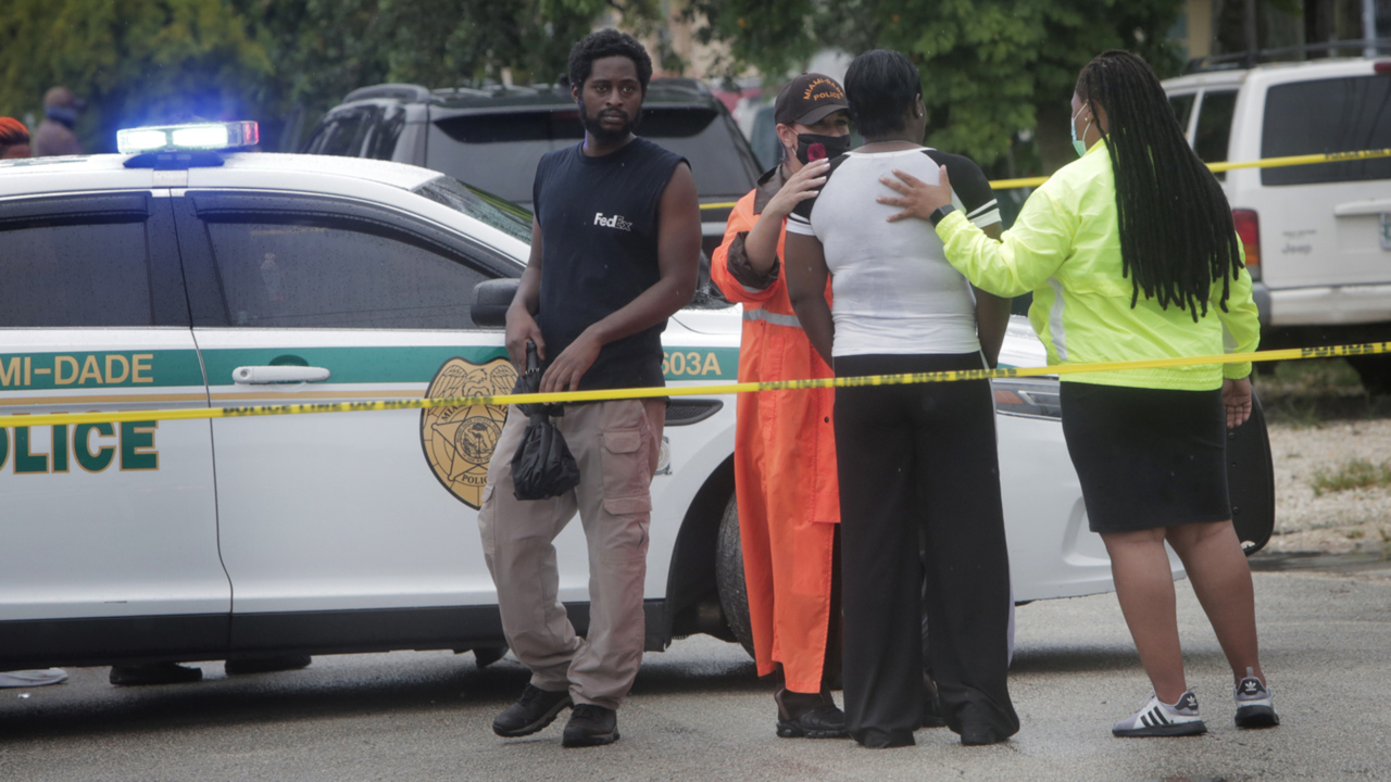 Miami High football coach Corey Smith killed in Miami area | Miami Herald