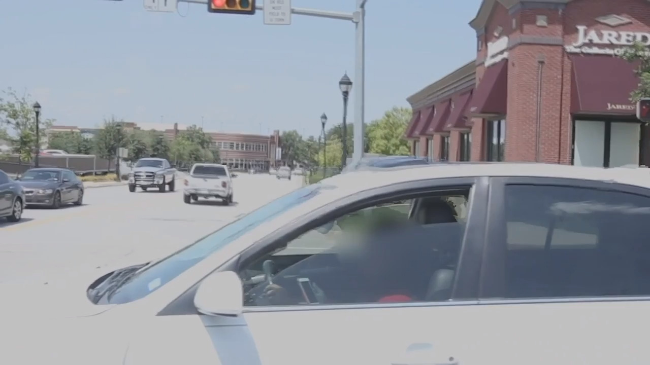 Texting and driving has been illegal for a year, but seems to be ...