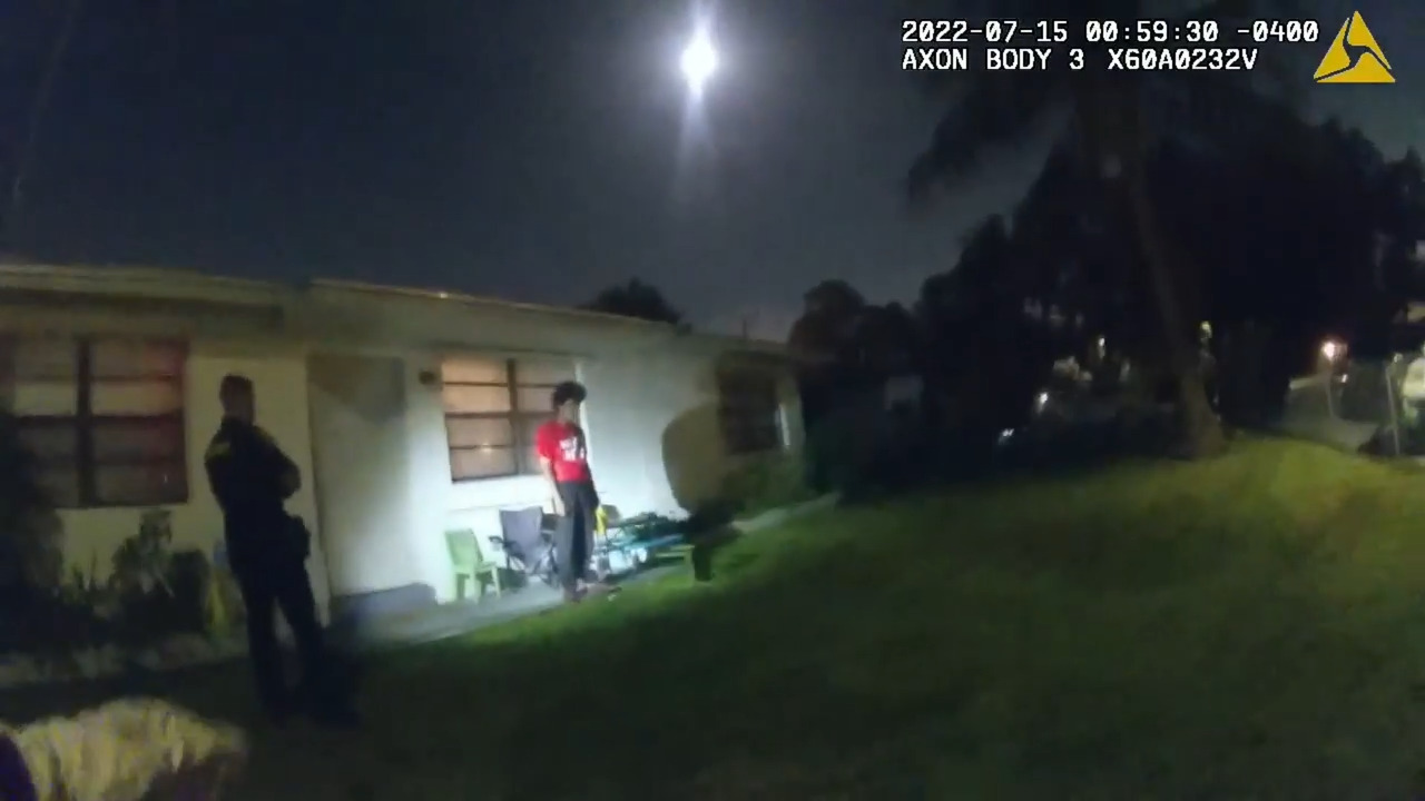 Body cam video shows Broward deputy punching handcuffed man | Miami Herald