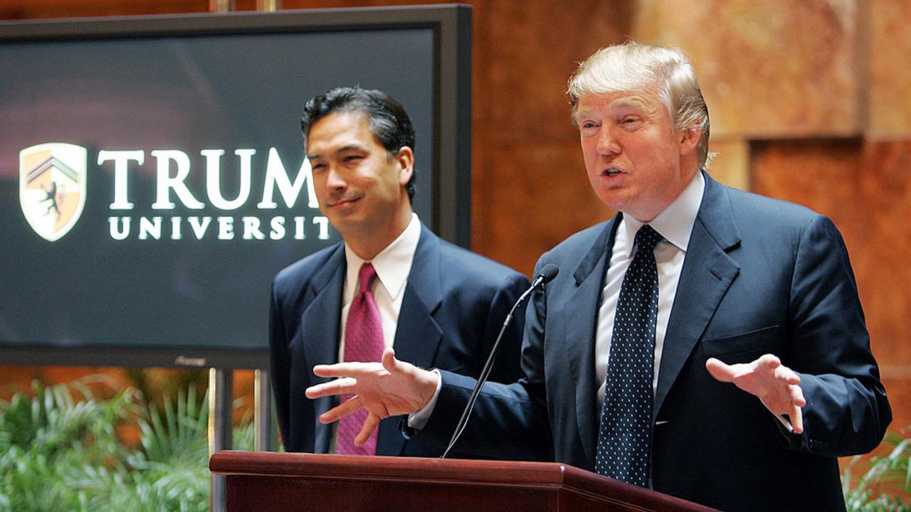 Donald Trump Agrees To Pay $25 Million To Settle Trump University Fraud ...