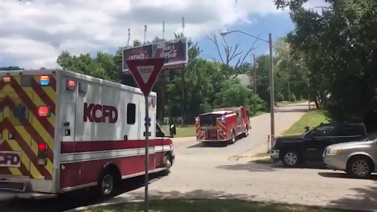 KCPD Officers shot in area of U.S. 40 and Manchester | Kansas City Star