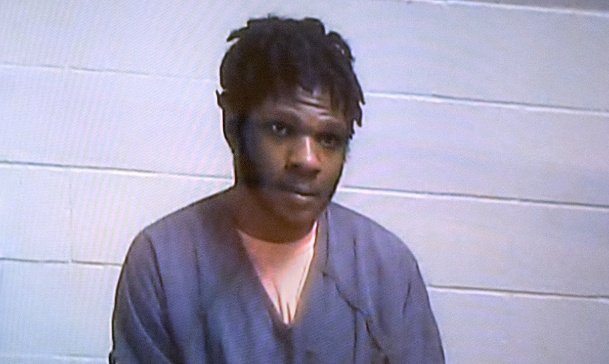 Jadan Maurice Davis-Gunn appears in Pierce County Superior Court on ...