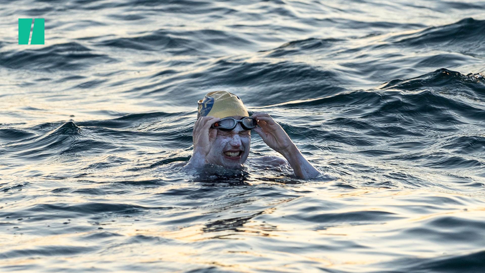 Sarah Thomas Becomes First Person To Swim Across The Channel Four Times ...