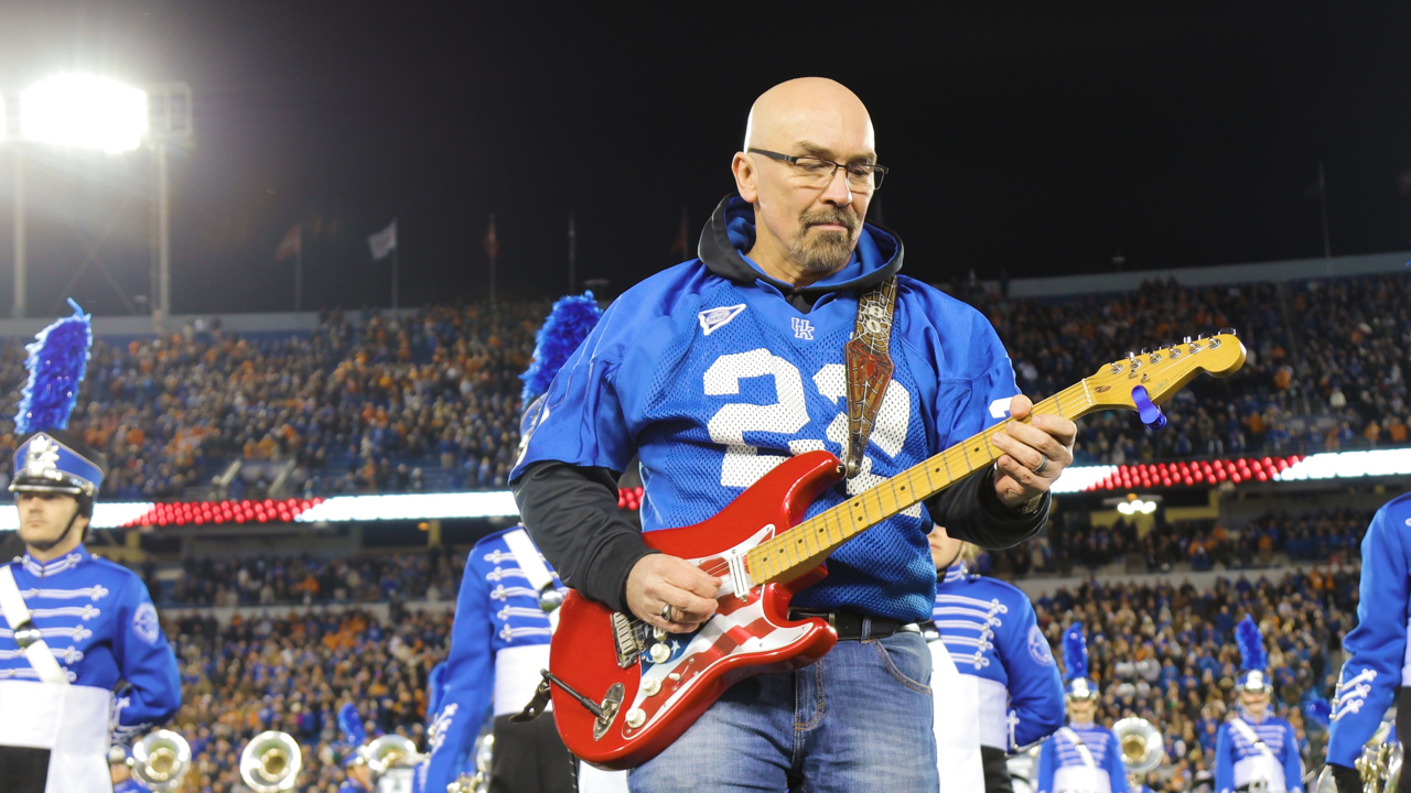 Guitar national anthem by Bo Garrett of Montgomery Gentry | Lexington ...