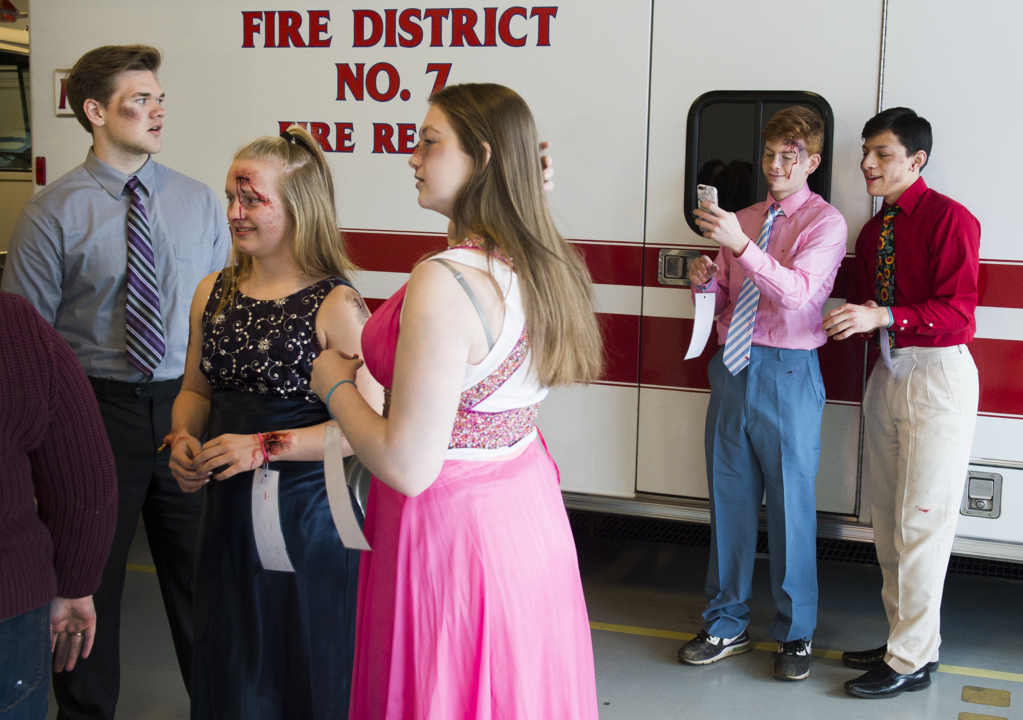 Ferndale High School students act in DUI demonstration | Sacramento Bee