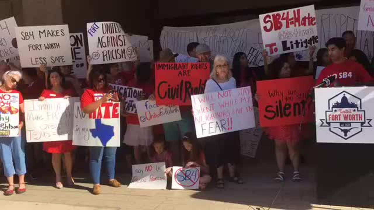 Texas activists speak out against SB 4 | Rock Hill Herald