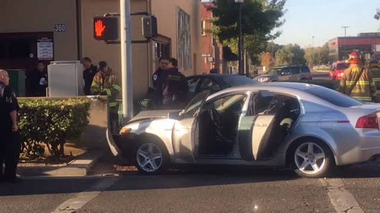 Crash on Main Street in Merced | Merced Sun-Star
